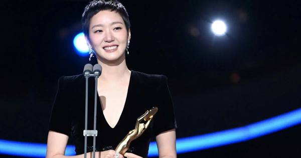 Ảnh hậu Kim Go Eun: Đi lên từ phim 18+