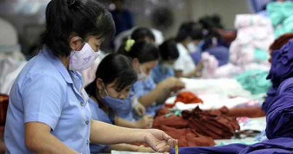 Thu nhập người Việt sắp bị Lào, Campuchia vượt mặt