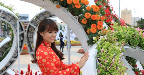 Chùm ảnh: Đà Nẵng rộn ràng sắc xuân