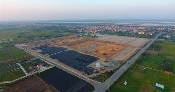 Khung cảnh nhìn từ trên cao dự án nhà máy nước mặt sông Hồng chậm tiến độ