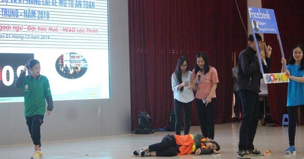 Sinh viên miền Trung sôi nổi tranh tài kiến thức ATGT, lái xe an toàn