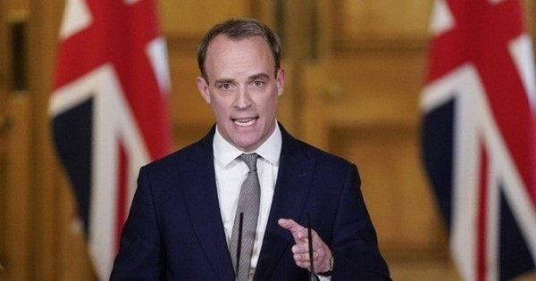 Anh tuyên bố sẽ tiếp nhận thêm người nhập cư từ Hồng Kông