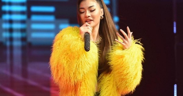 Á hậu Kiều Loan được rapper khen ngợi, dân mạng thi nhau "ném đá"